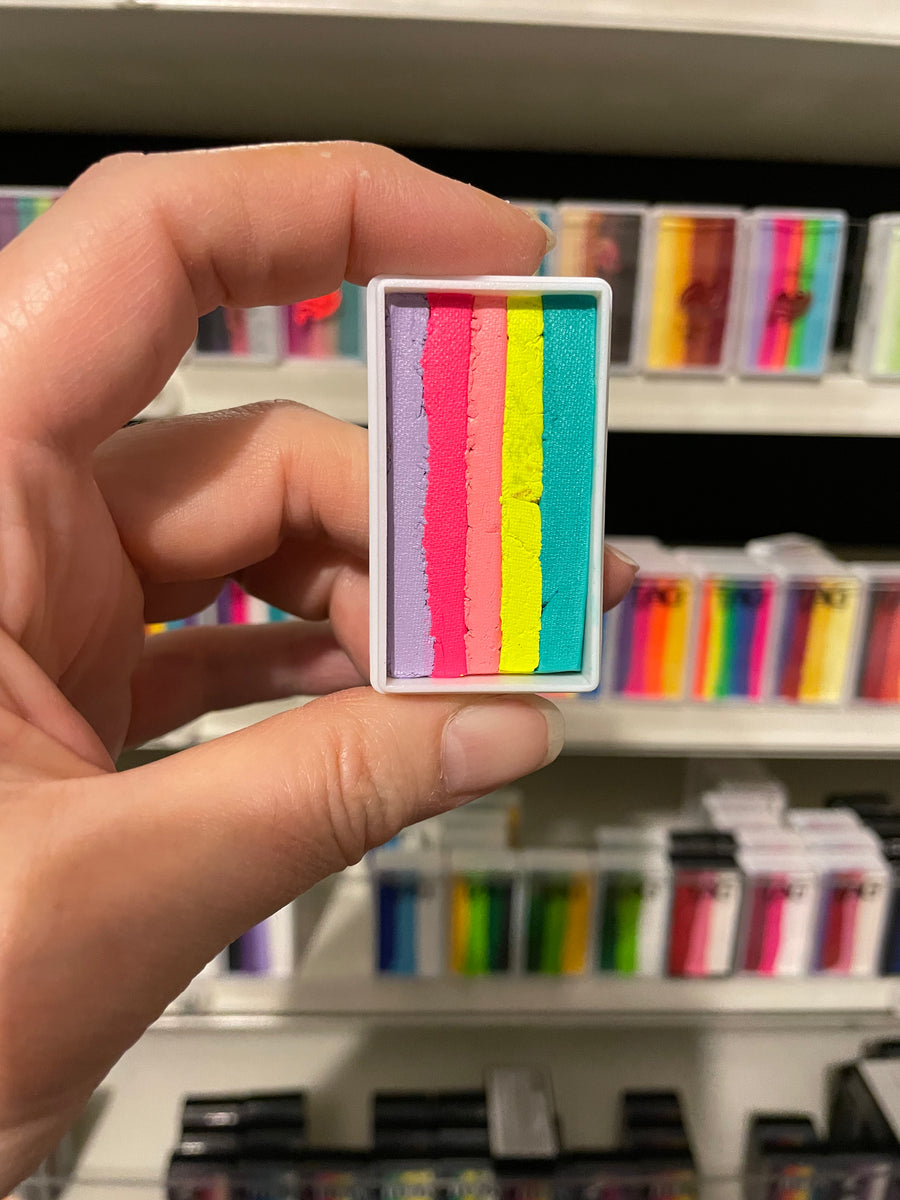 Amy’s Collection- One Stroke Rainbow Cake- Unicorn Nap 30g – The Face ...